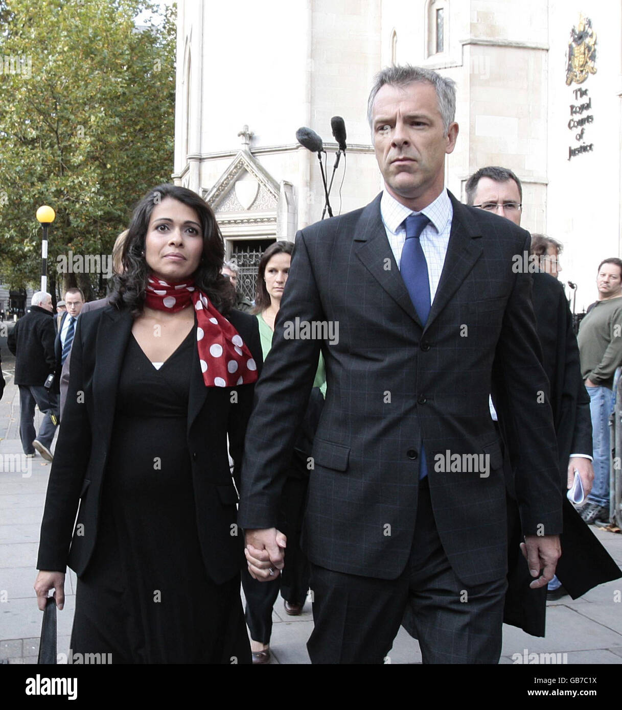 Rachael oldfield e dr matthew oldfield -Fotos und -Bildmaterial in ...