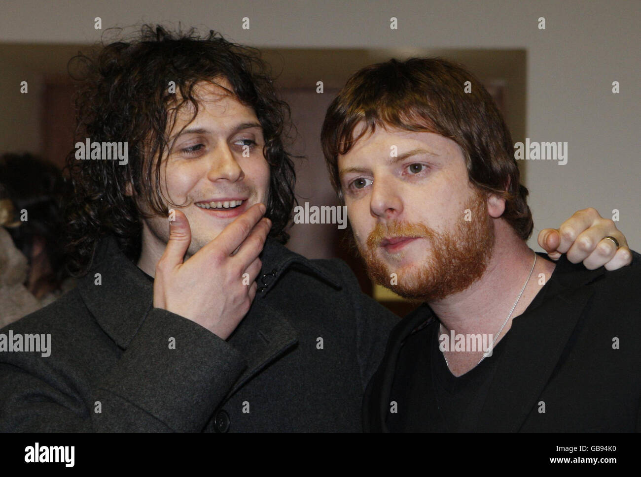 Die Fratellis-Bandmitglieder Jon Fratelli, Left und Barry Fratelli ...