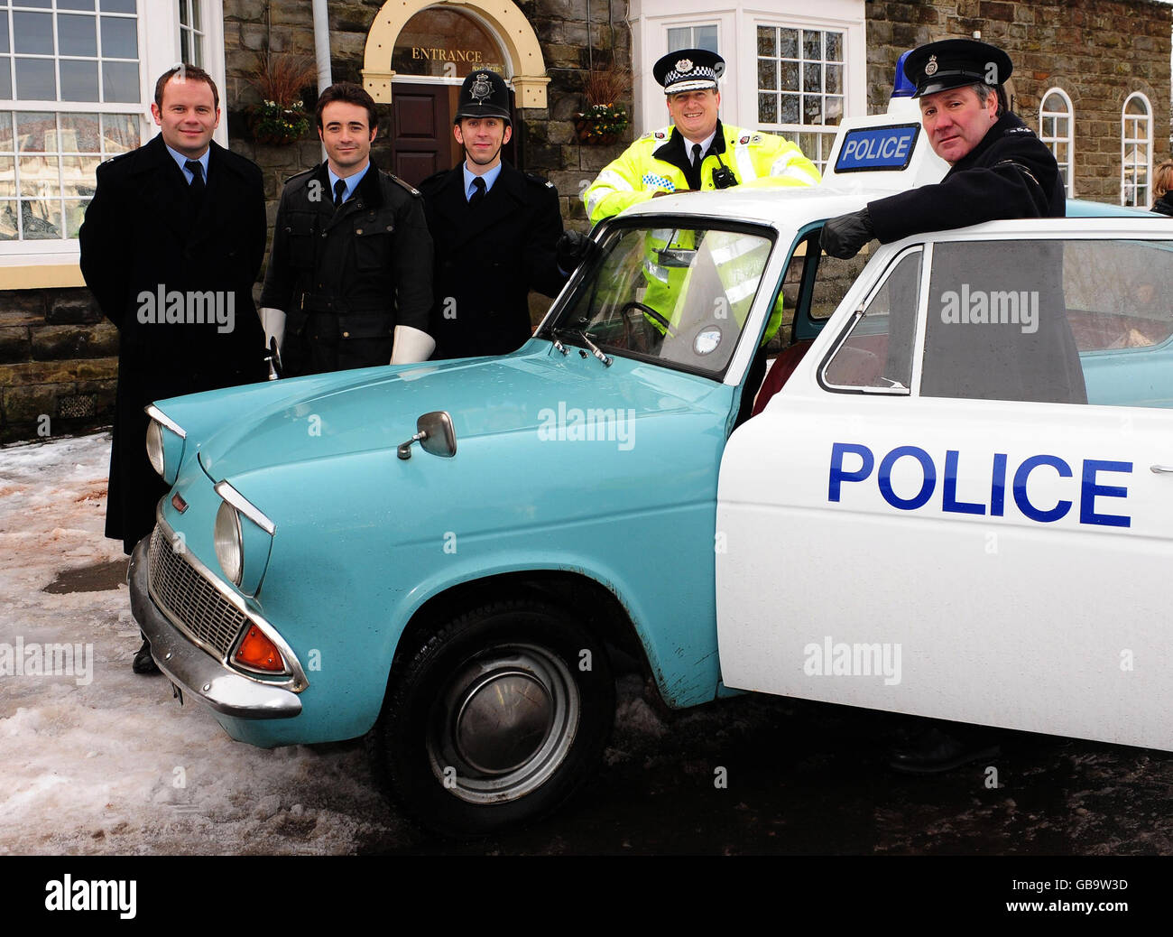 The chief constable of north yorkshire police left -Fotos und ...