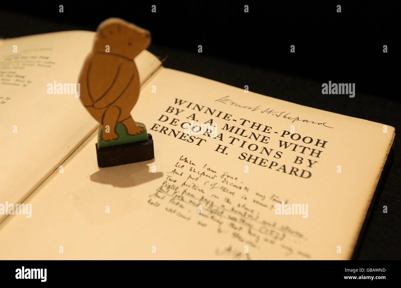 Winnie the poo pooh -Fotos und -Bildmaterial in hoher Auflösung – Alamy