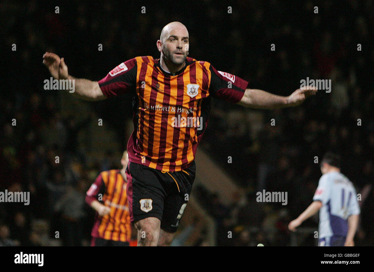 Barry Conlon von Bradford City feiert im zweiten Spiel der Coca-Cola ...