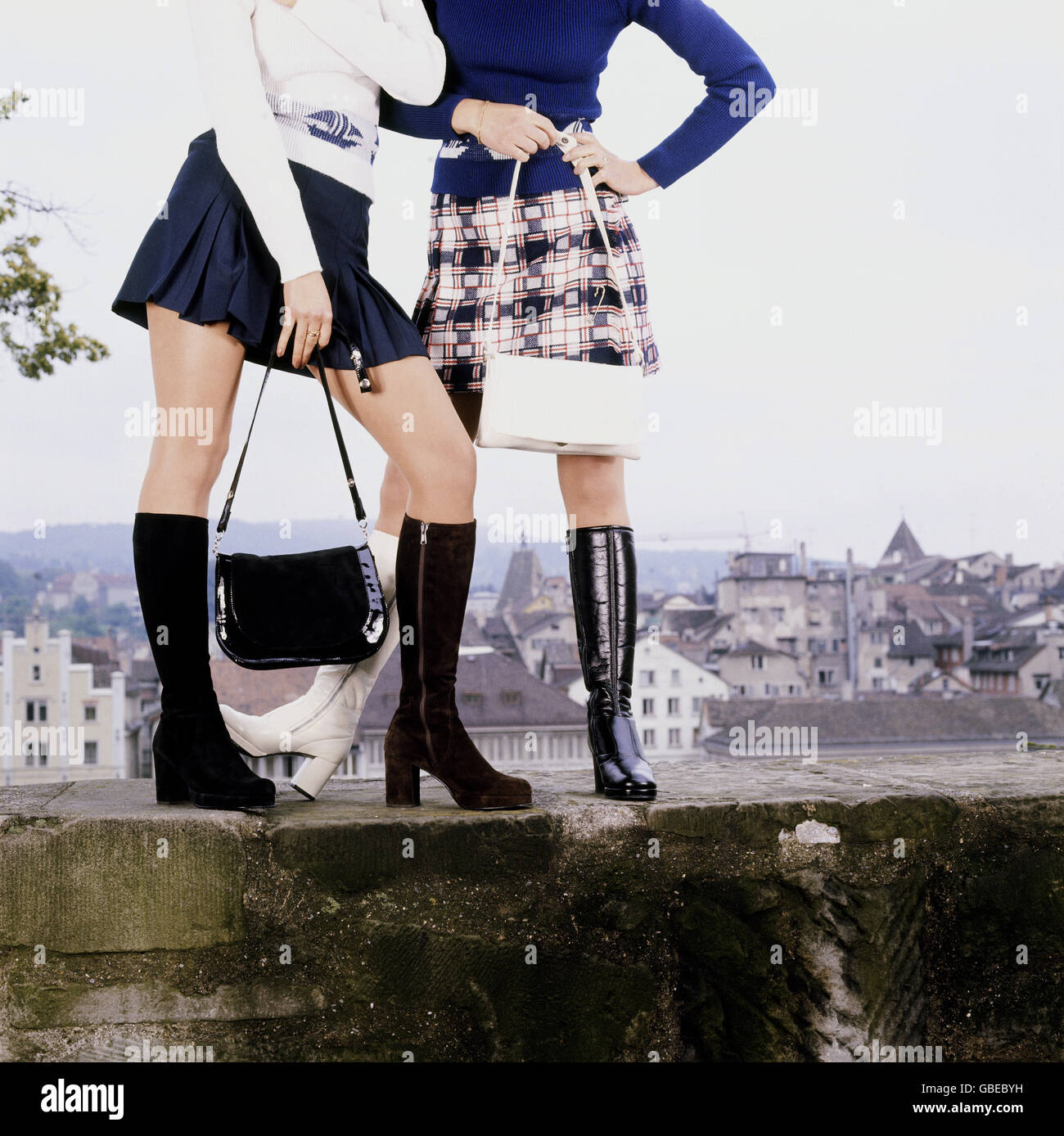 60er jahre mode -Fotos und -Bildmaterial in hoher Auflösung – Alamy