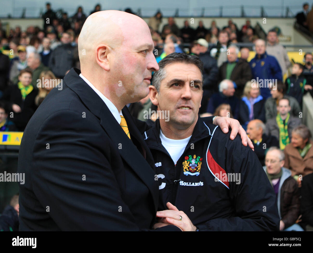 Norwich manager bryan gunn -Fotos und -Bildmaterial in hoher Auflösung ...