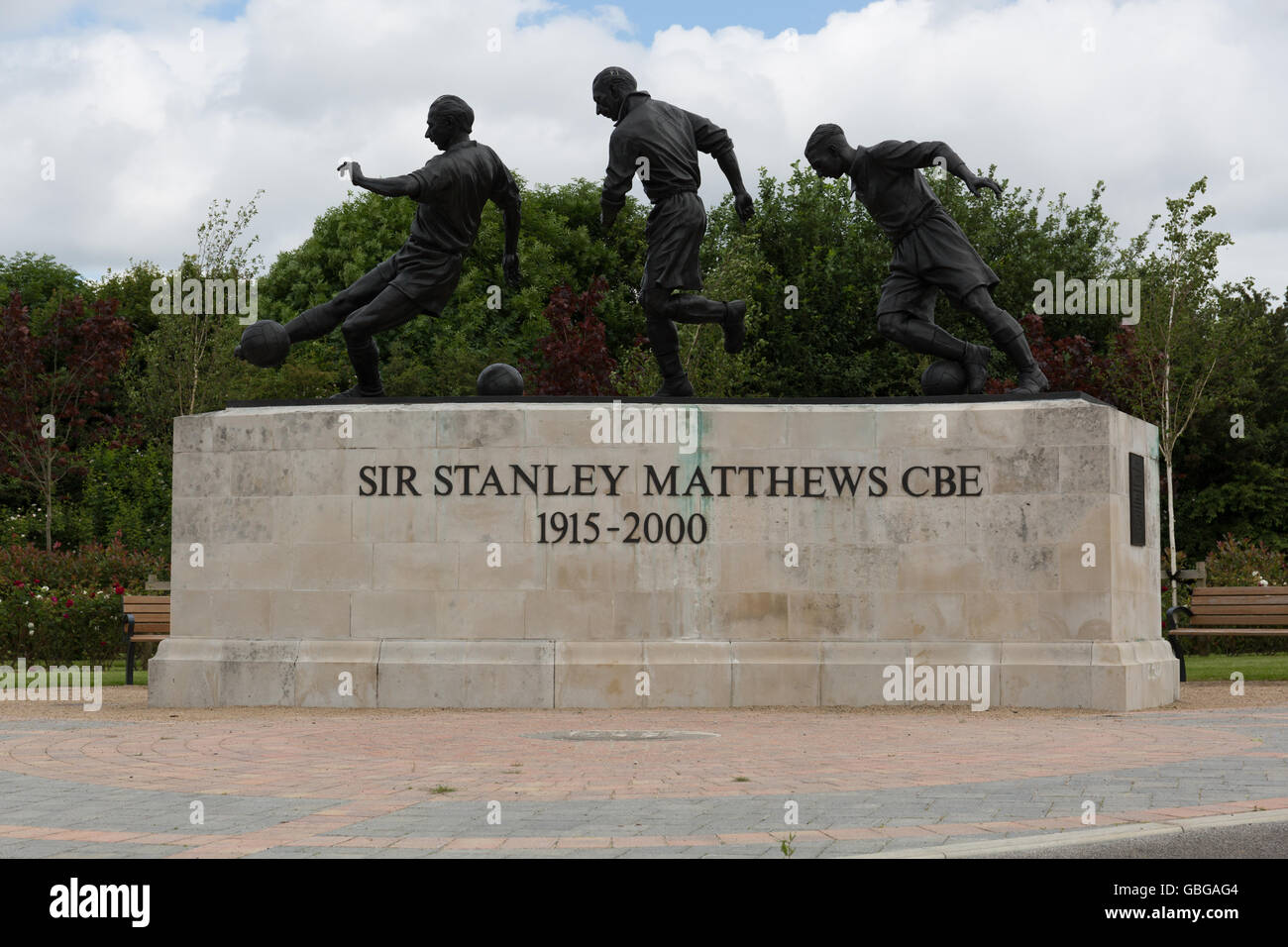 Statue von sir stanley matthews im britannia stadion -Fotos und ...