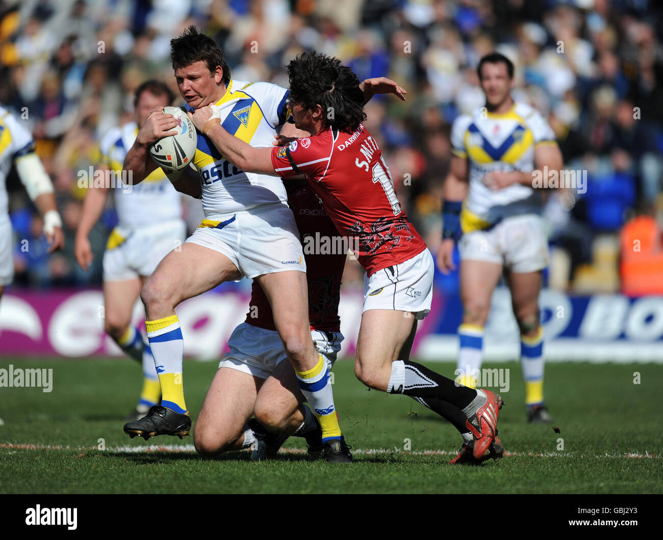 Trotz der engen Aufmerksamkeit platzt der Lee-Brier von Warrington ...