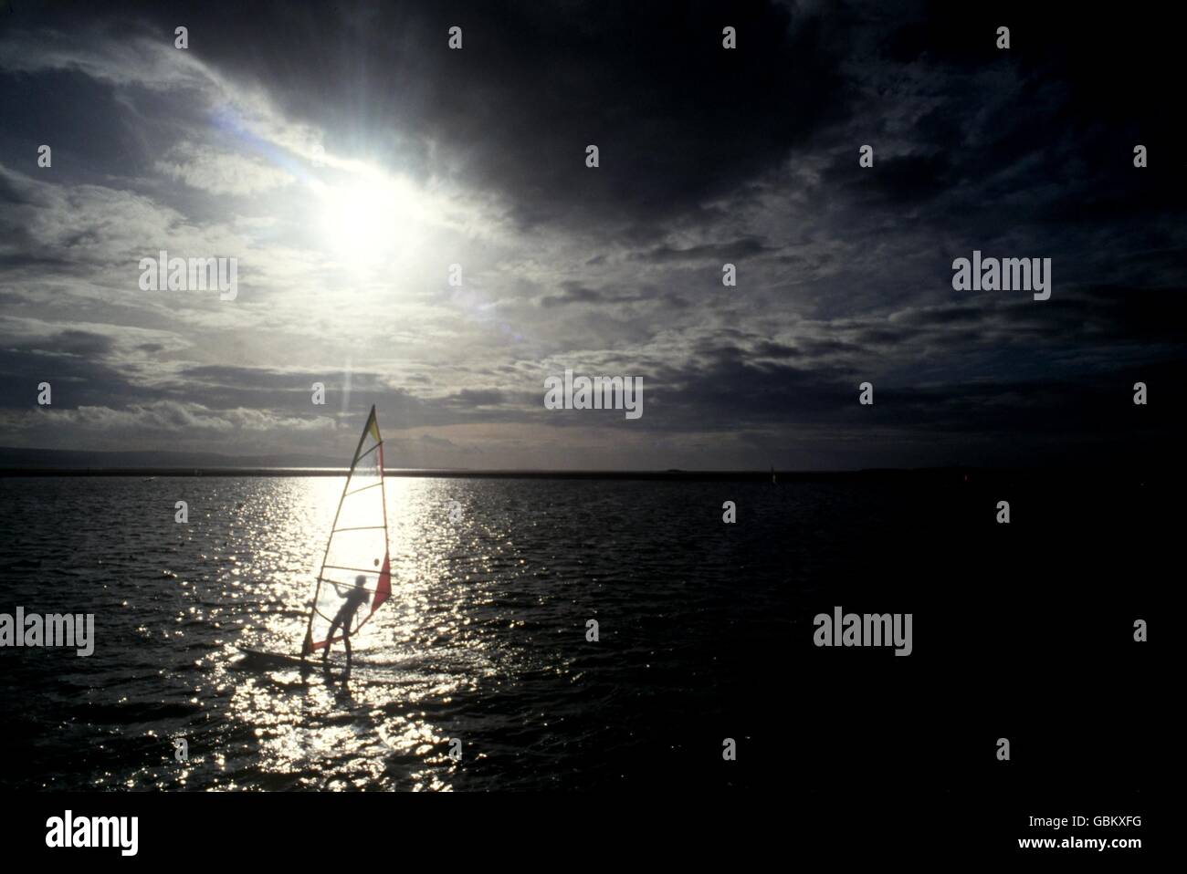 Windsurfen der 90er jahre -Fotos und -Bildmaterial in hoher Auflösung ...