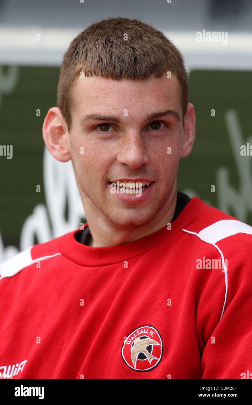 Fußball - Coca-Cola Football League One - Milton Keynes Dons / Walsall ...