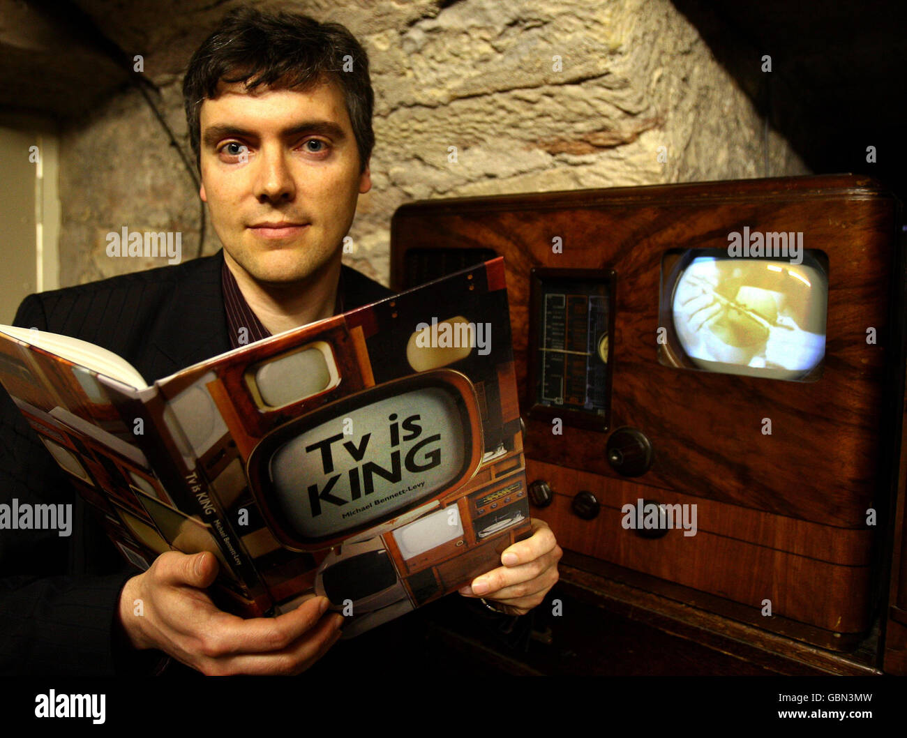 Iain Logie Baird, der Enkel von John Logie Baird, der den ersten ...