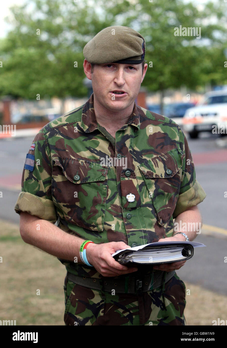 Major Dai Bevan spricht nach dem Tod von Oberstleutnant Rupert ...