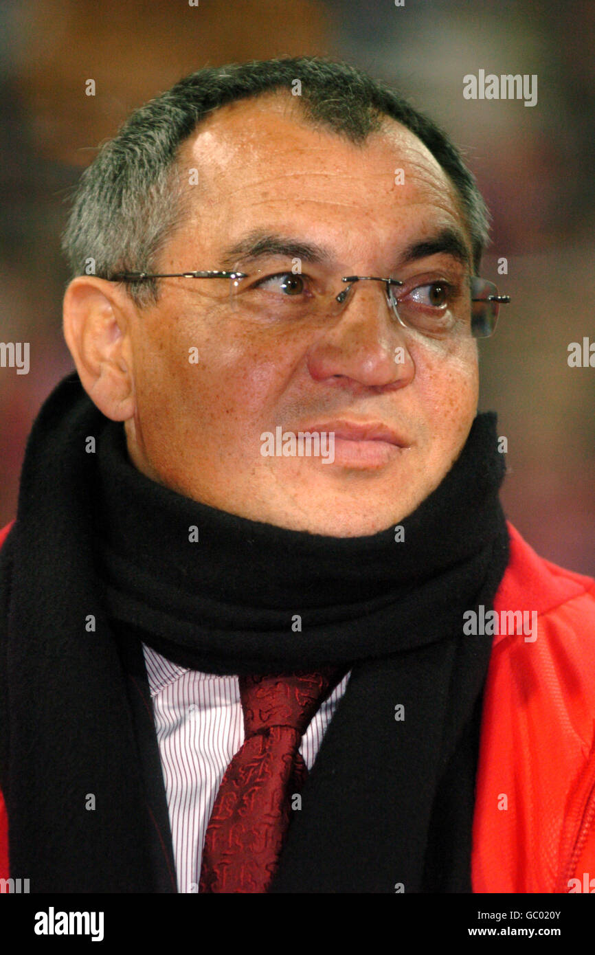 Felix magath c -Fotos und -Bildmaterial in hoher Auflösung – Alamy