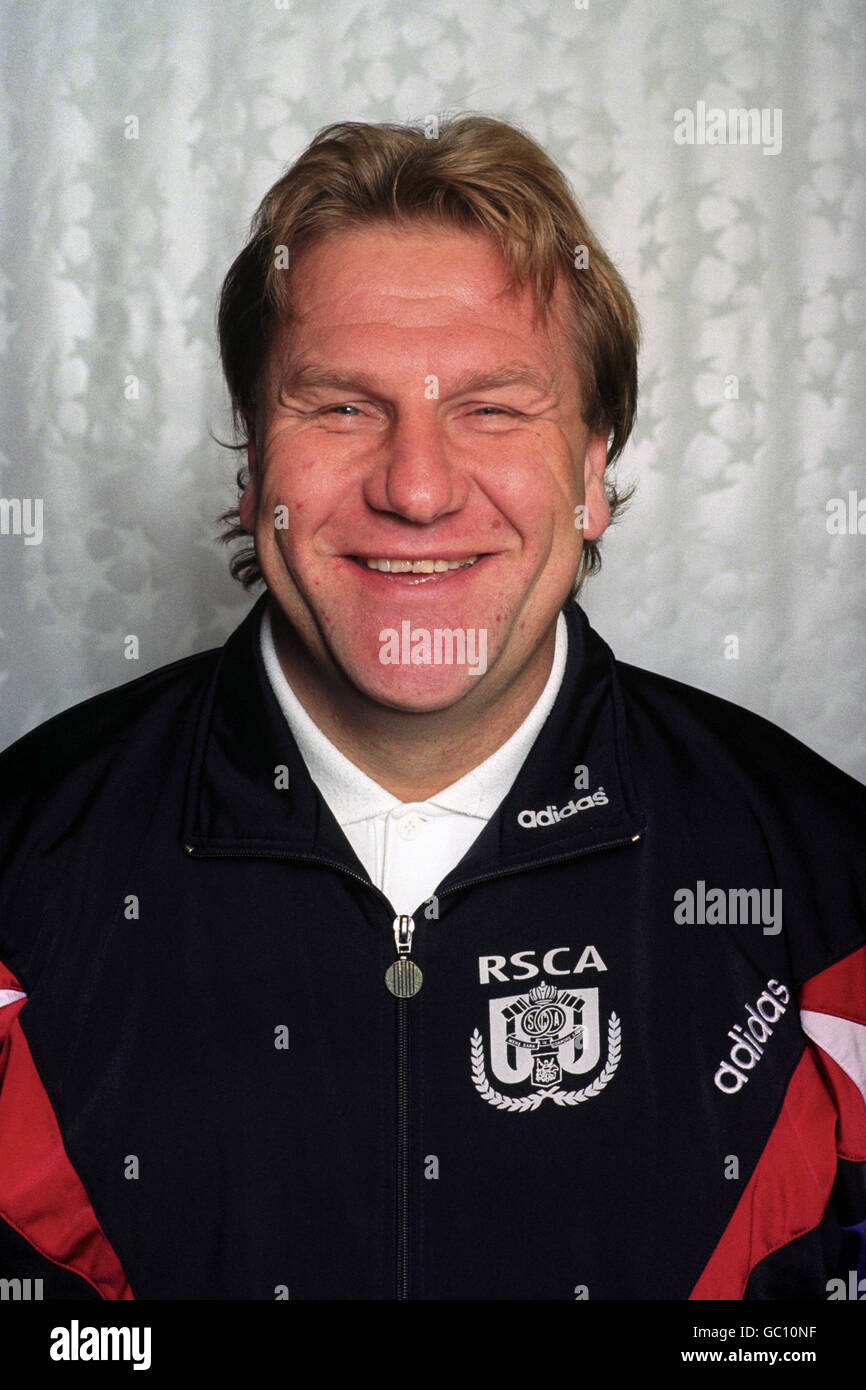 Rsc anderlecht manager -Fotos und -Bildmaterial in hoher Auflösung – Alamy