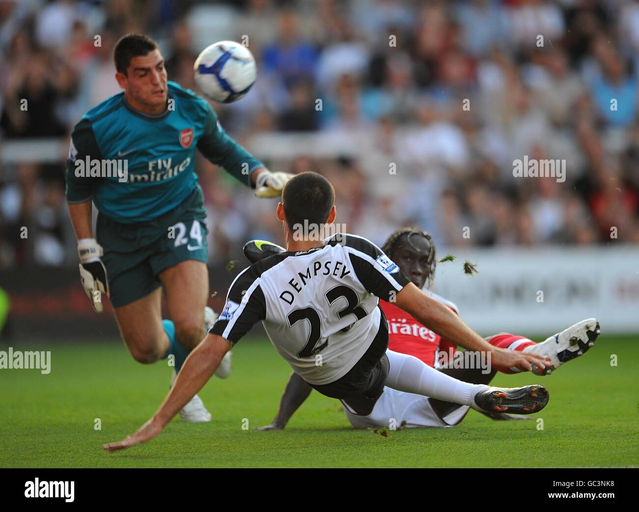 Fußball - Barclays Premier League - Fulham gegen Arsenal - Craven ...