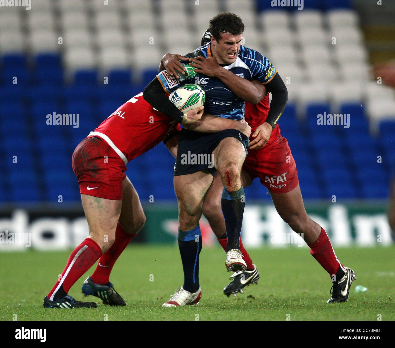 Cardiff blues jamie roberts -Fotos und -Bildmaterial in hoher Auflösung ...