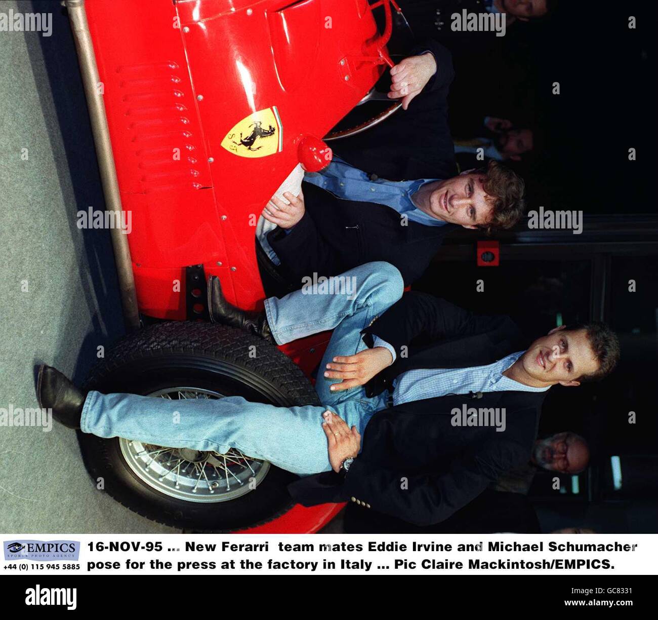 Ferrari pose -Fotos und -Bildmaterial in hoher Auflösung – Alamy