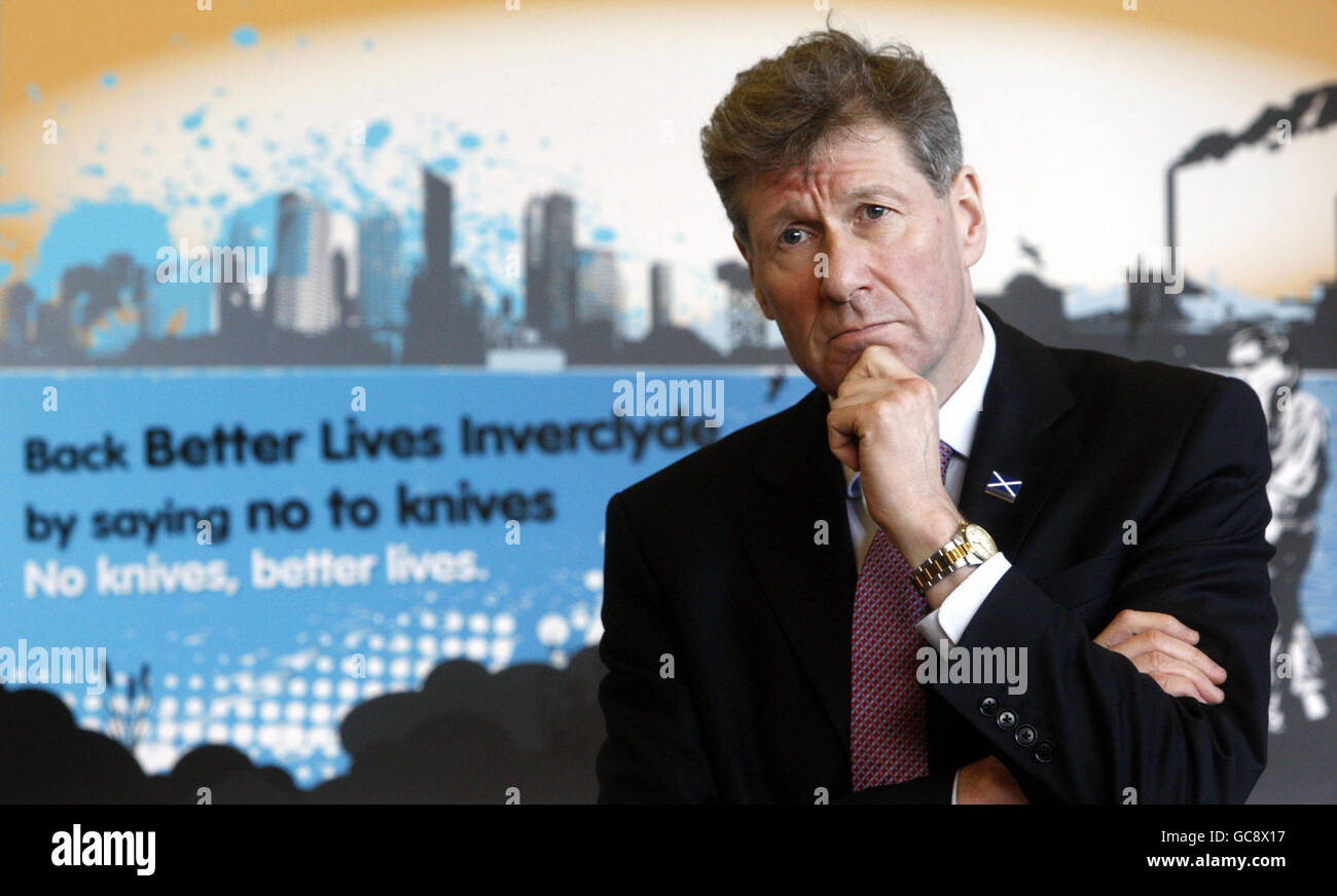 Neue phase -Fotos und -Bildmaterial in hoher Auflösung – Alamy