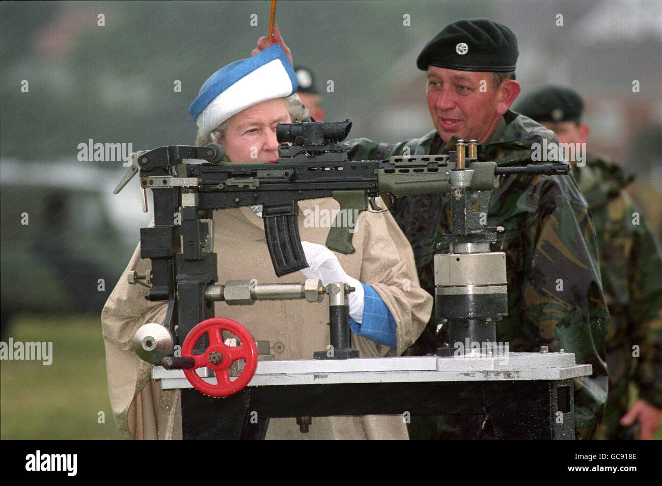 Kleinwaffen corp lt col george harvey -Fotos und -Bildmaterial in hoher ...