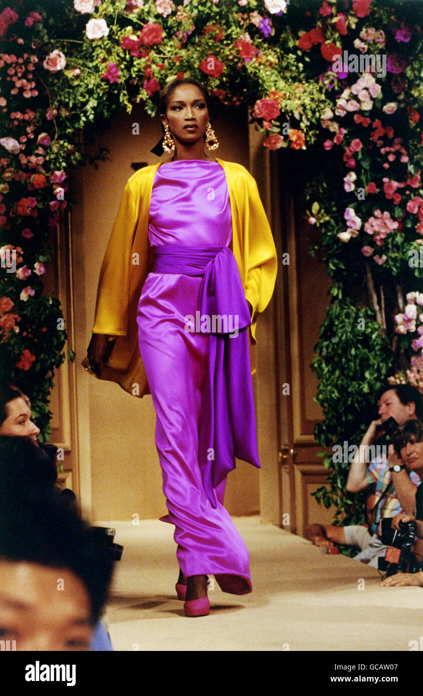 Fashion, Fashion Show, Haute Couture, Paris, Yves Saint Laurent, Winterkollektion 1992 / 1993 ...