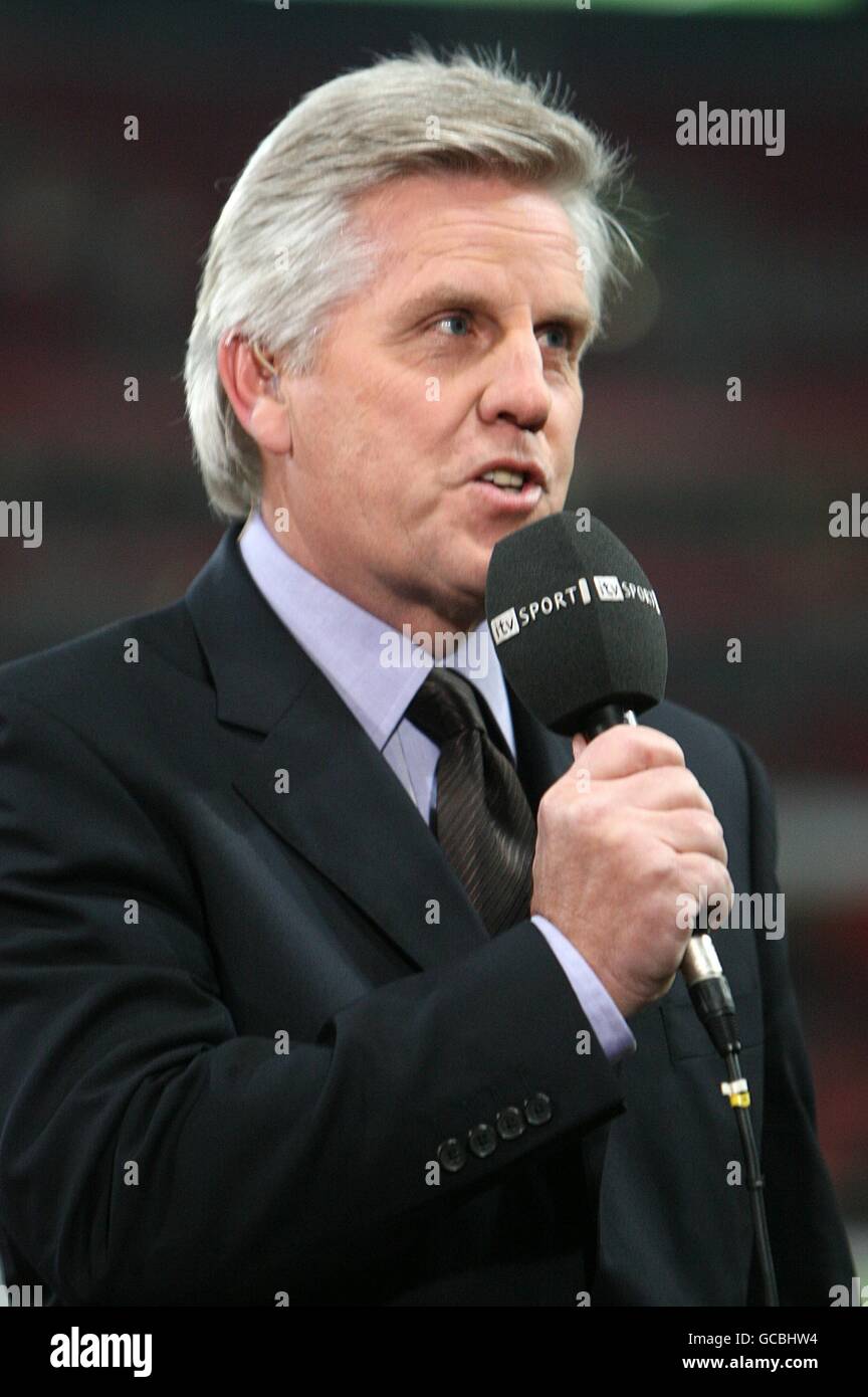 Itv sport moderator -Fotos und -Bildmaterial in hoher Auflösung – Alamy