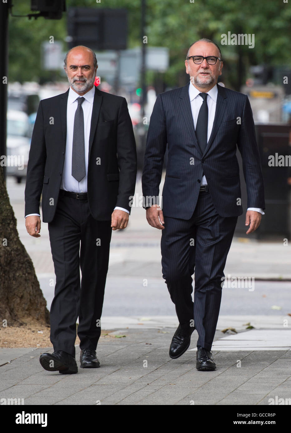 Leyton orient president francesco becchetti -Fotos und -Bildmaterial in ...