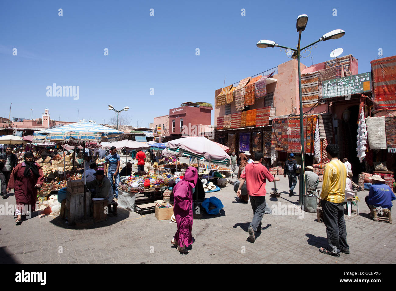 Souk marrakech lantern -Fotos und -Bildmaterial in hoher Auflösung – Alamy