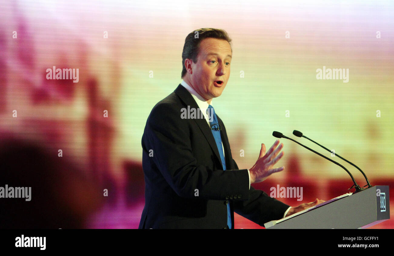 Der konservative Parteivorsitzende David Cameron spricht während der ...