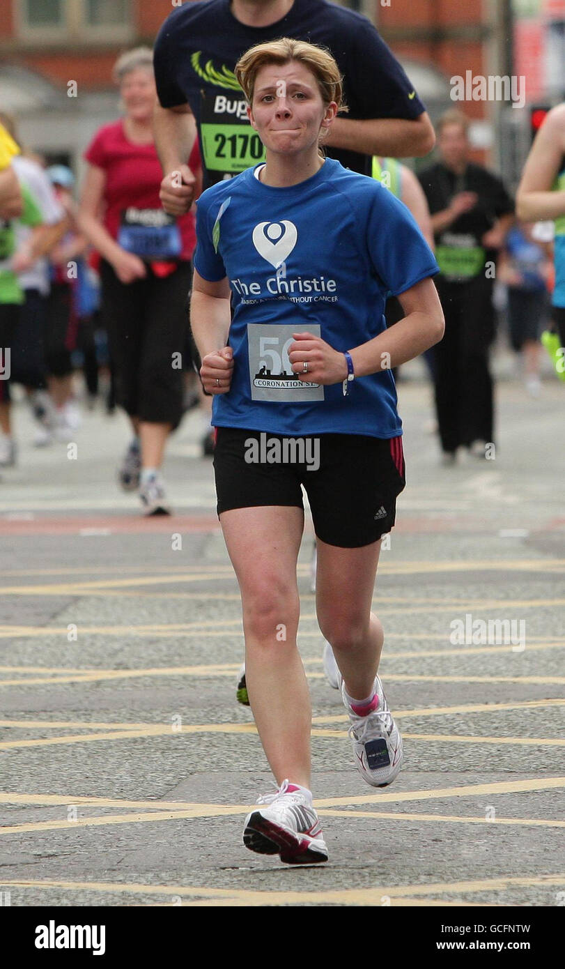 Leichtathletik manchester action racing mangdm mit engen lippen -Fotos ...