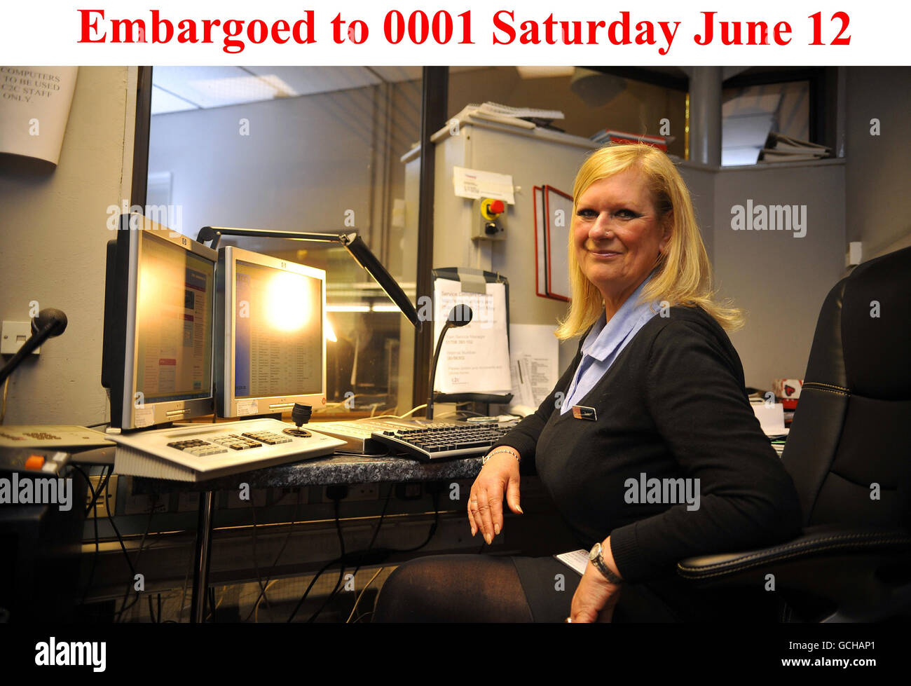 Stationsansager susan gibbs fenchurch street station -Fotos und ...