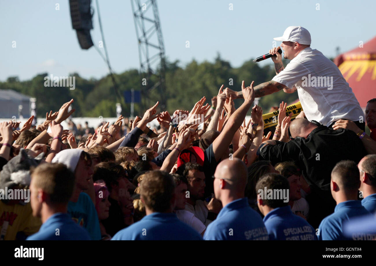 Fred Durst von Limp Bizkit auf der Hauptbühne beim Reading Festival ...