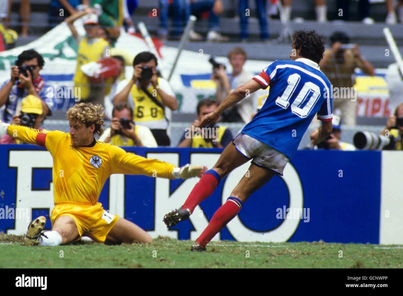 World Cup 1986 Quarter Final Stockfotos und -bilder Kaufen - Alamy
