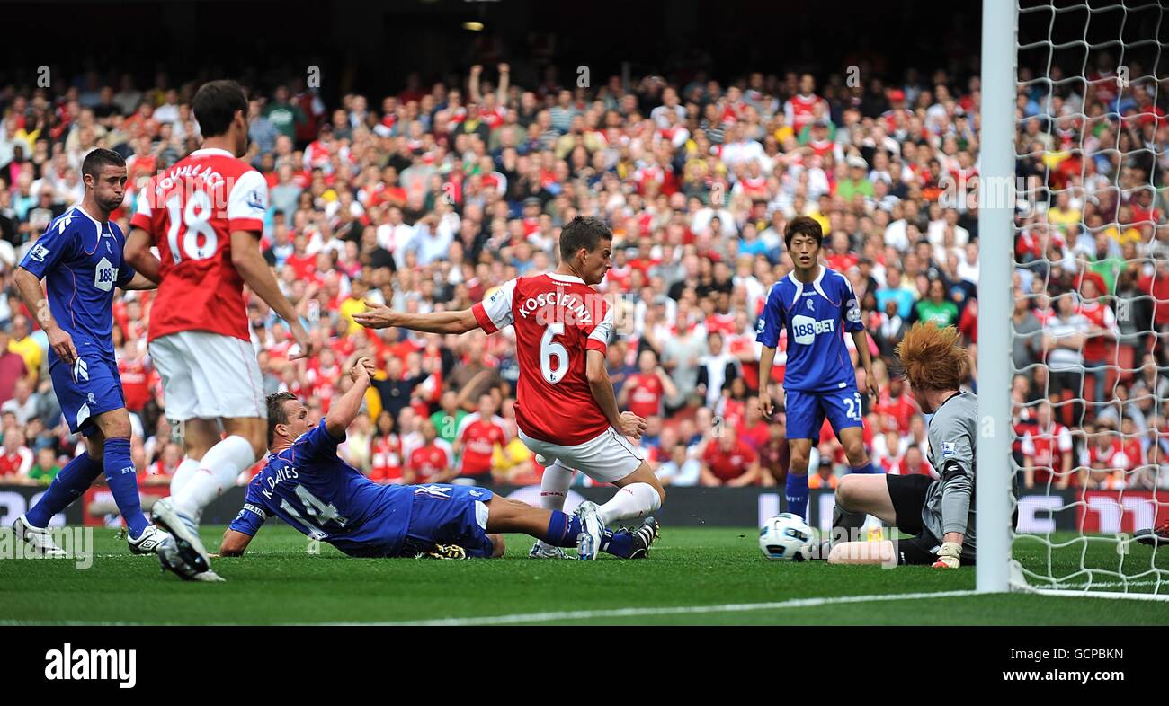 Arsenale laurent koscielny center erzielt das erste tor -Fotos und ...