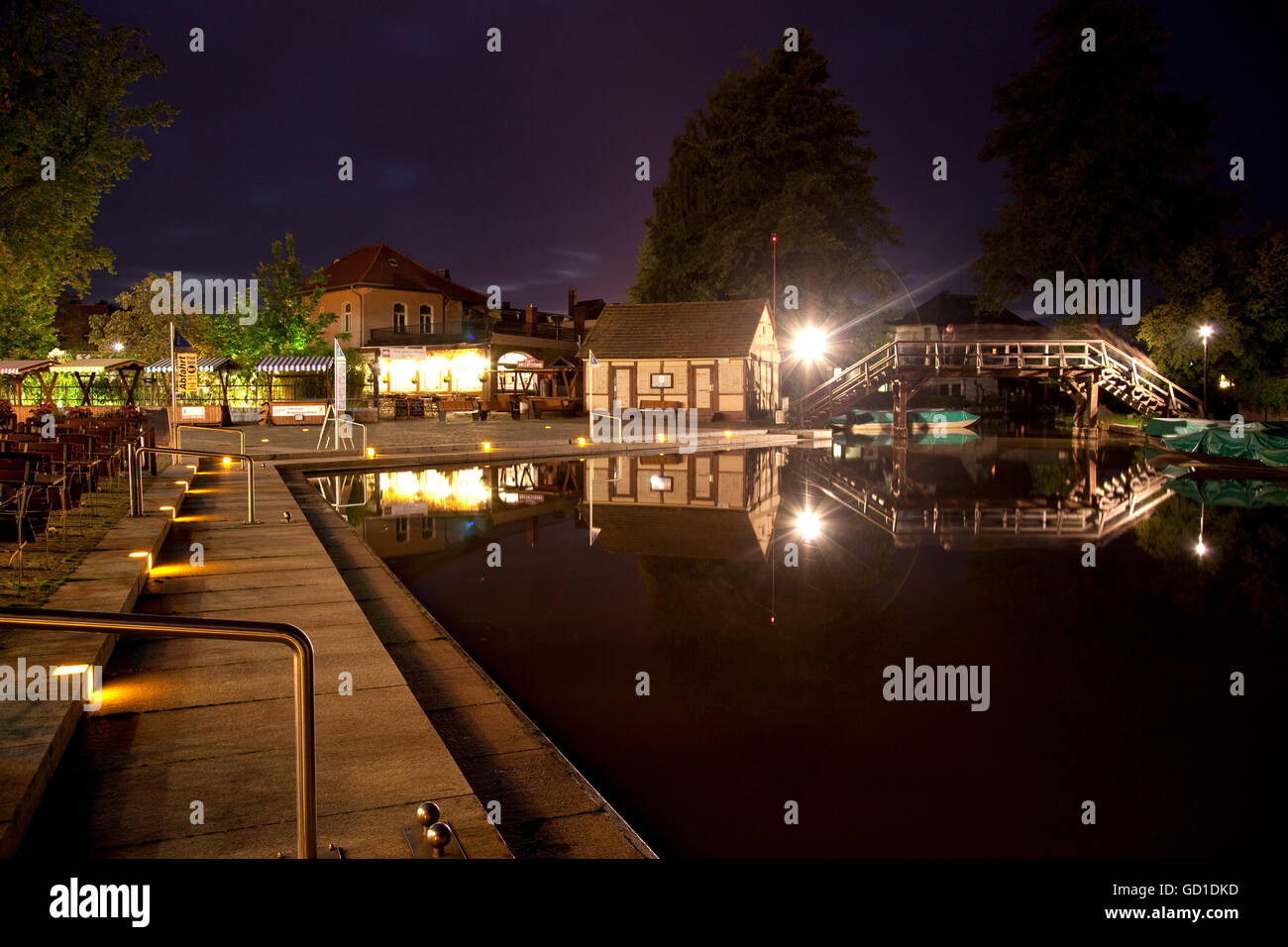 Spreewald Kahn Boot Stockfotos und -bilder Kaufen - Alamy