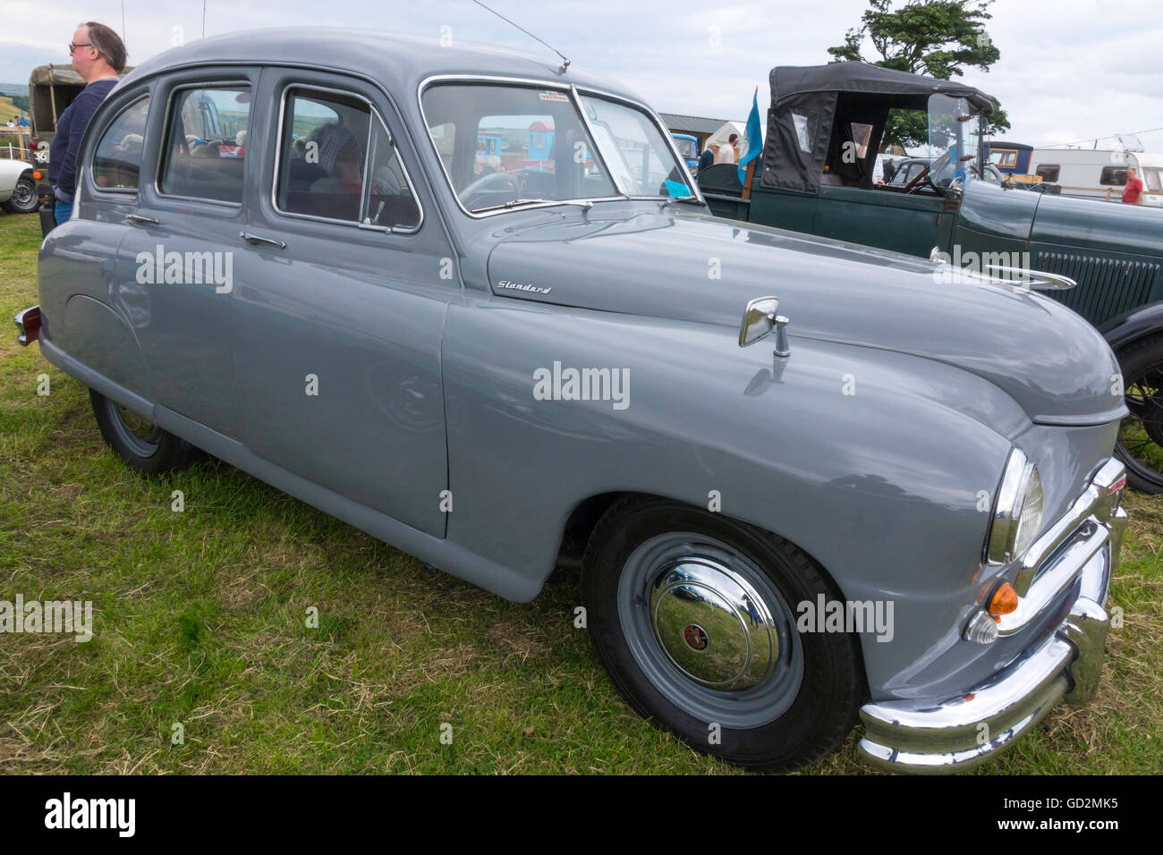 Standard vanguard -Fotos und -Bildmaterial in hoher Auflösung – Alamy