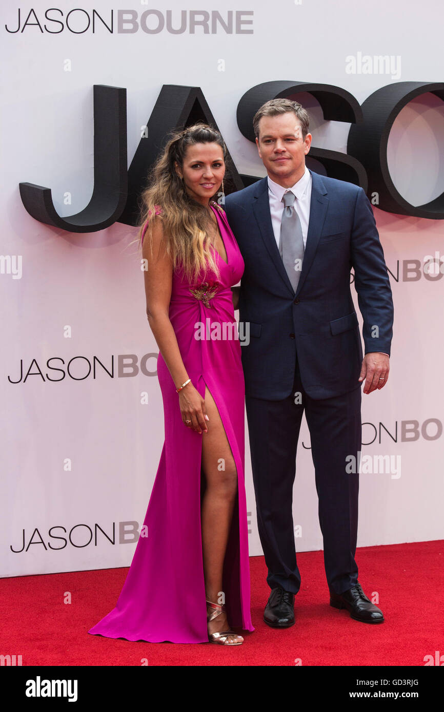 London, UK. 11. Juli 2016. Schauspieler Matt Damon mit Frau Luciana ...