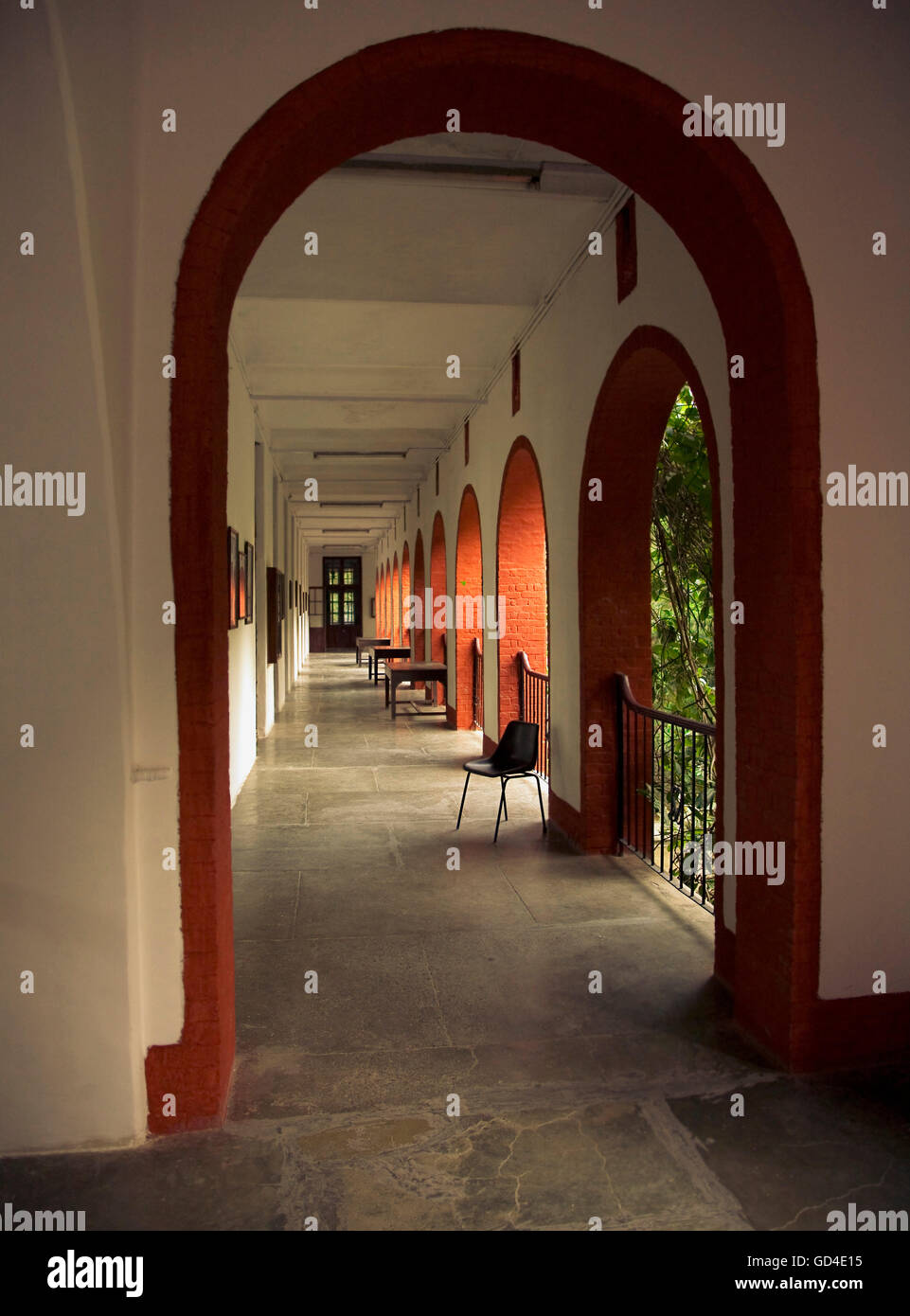 Schulkorridor Bilder Stockfotos und -bilder Kaufen - Alamy