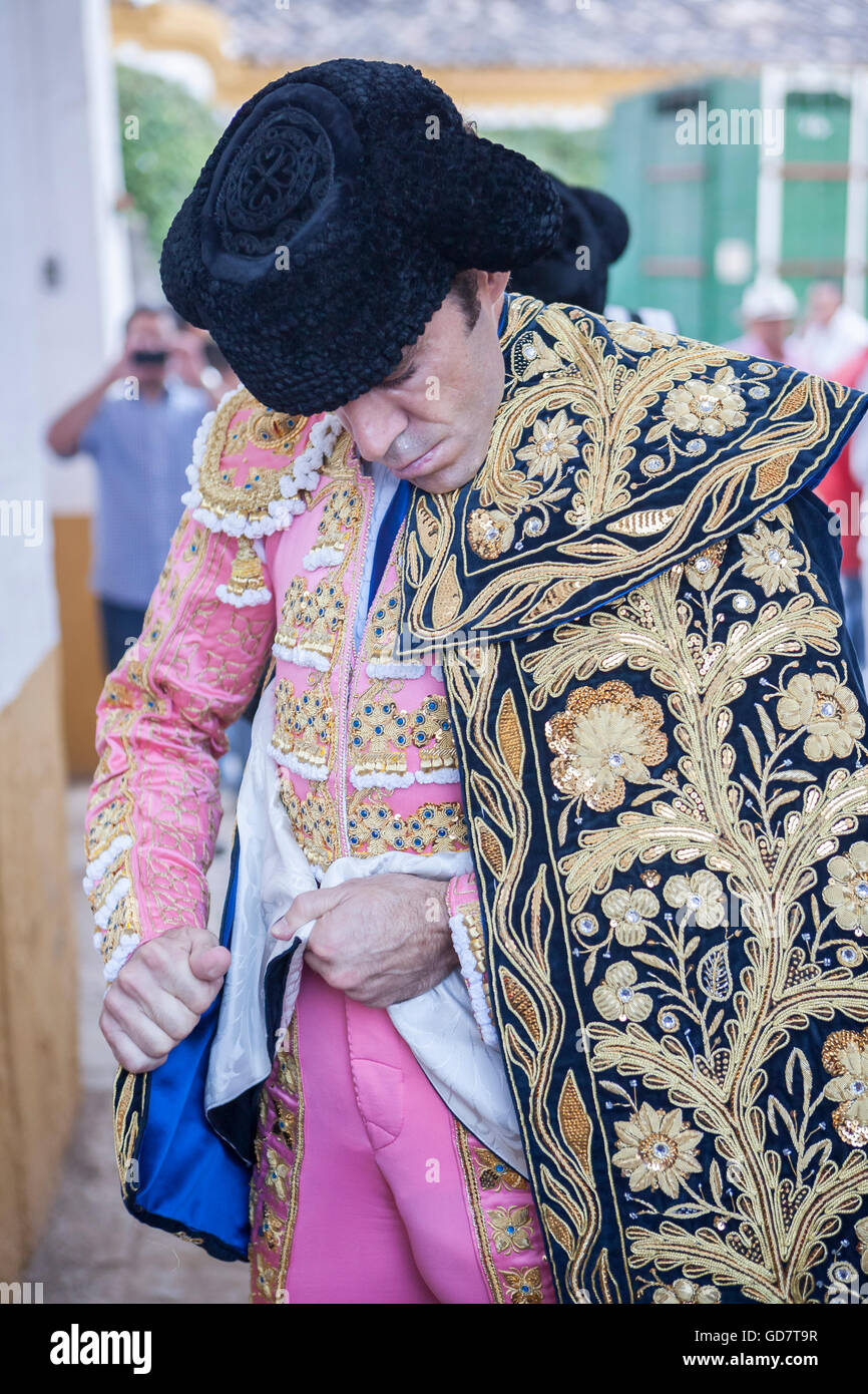 Spanische Torero Jose Tomas stellt sich das Kap Spaziergang in der ...