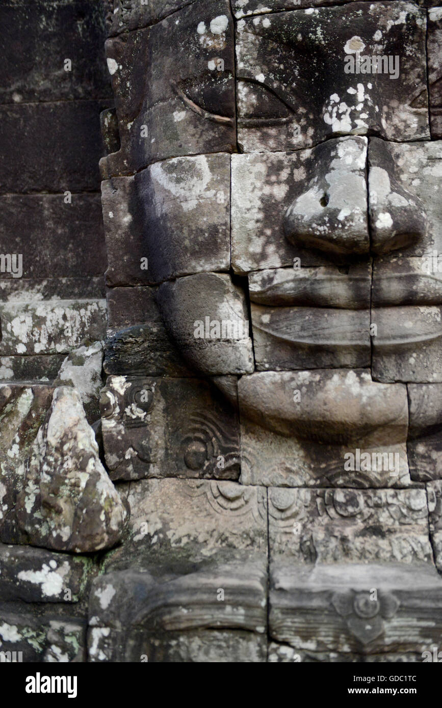 Stein steht die Ruine der Tempel von Angkor Thom in der Stadt der ... Stein steht die Ruine der Tempel von Angkor Thom in der Stadt der ...