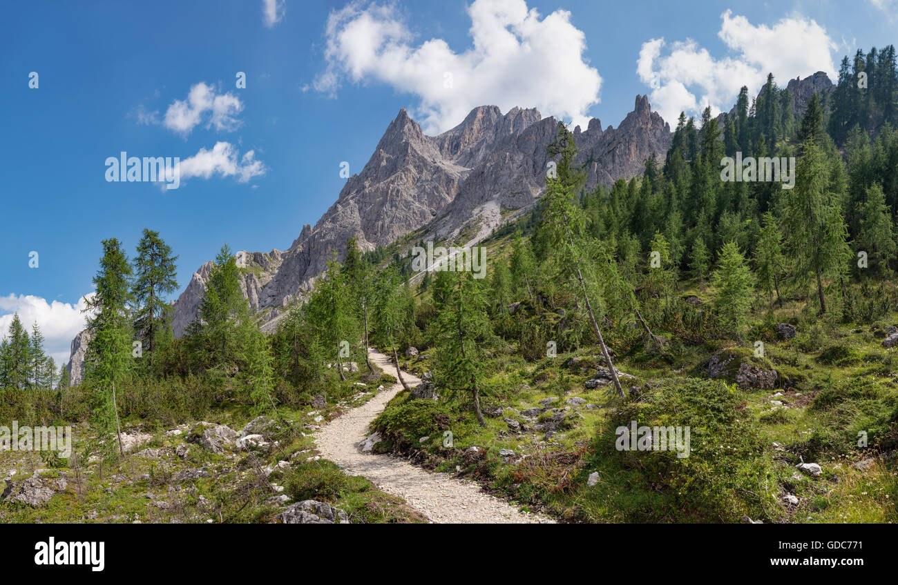 Sexten sesto dolomiten -Fotos und -Bildmaterial in hoher Auflösung – Alamy