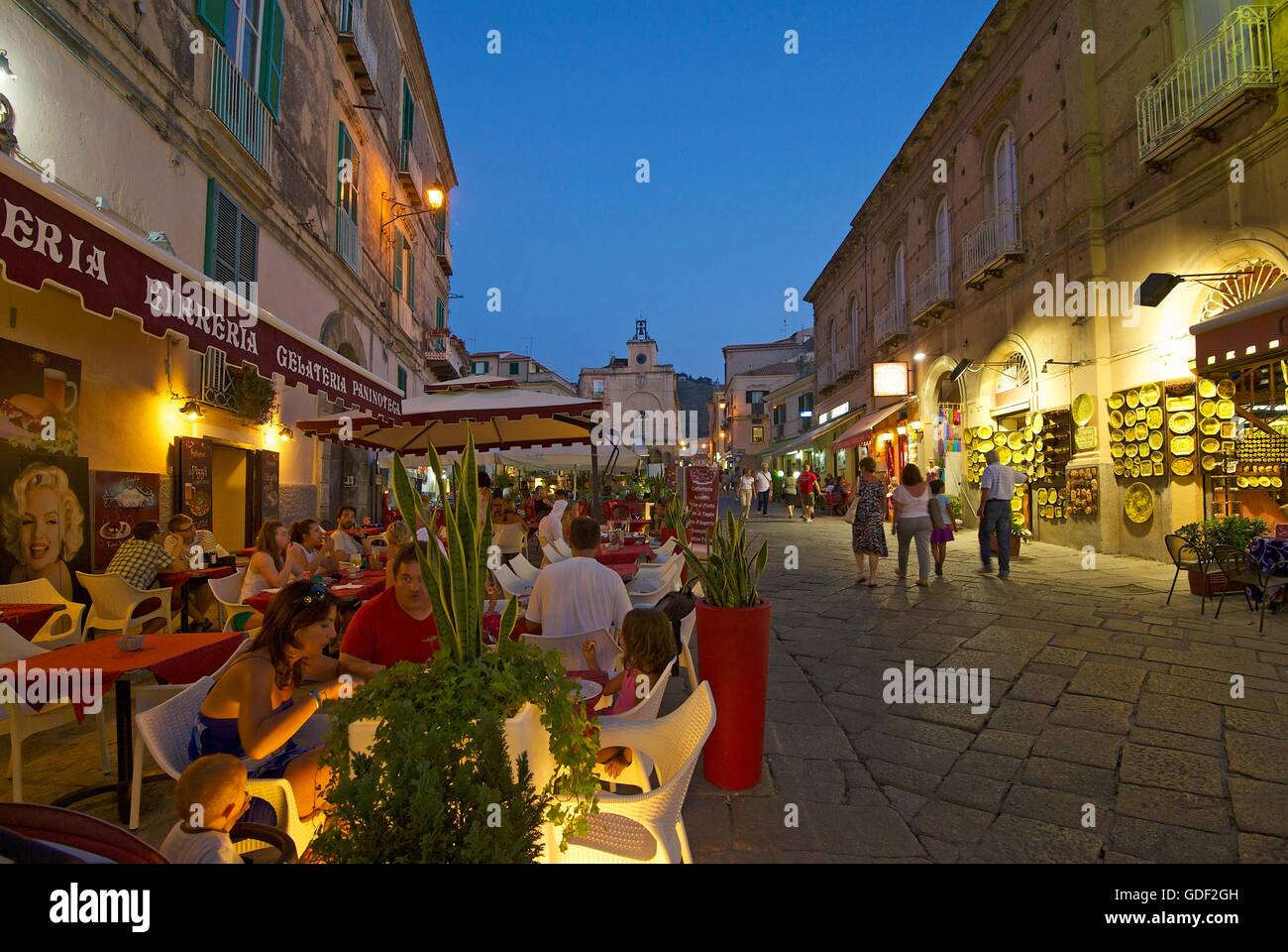 Altstadt, Tropea, Kalabrien, Italien Stockfotografie - Alamy