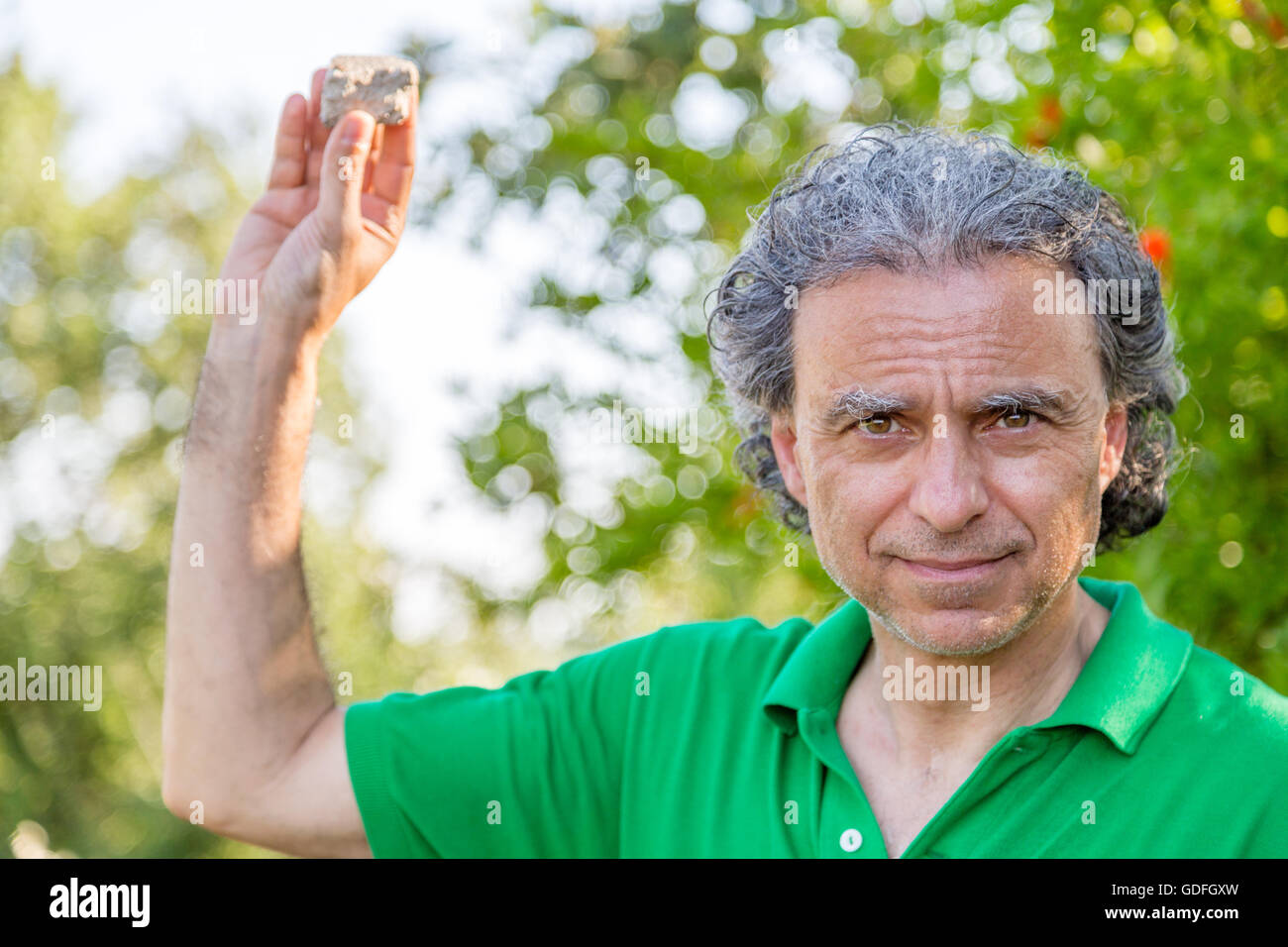Dreitagebart mann -Fotos und -Bildmaterial in hoher Auflösung – Alamy