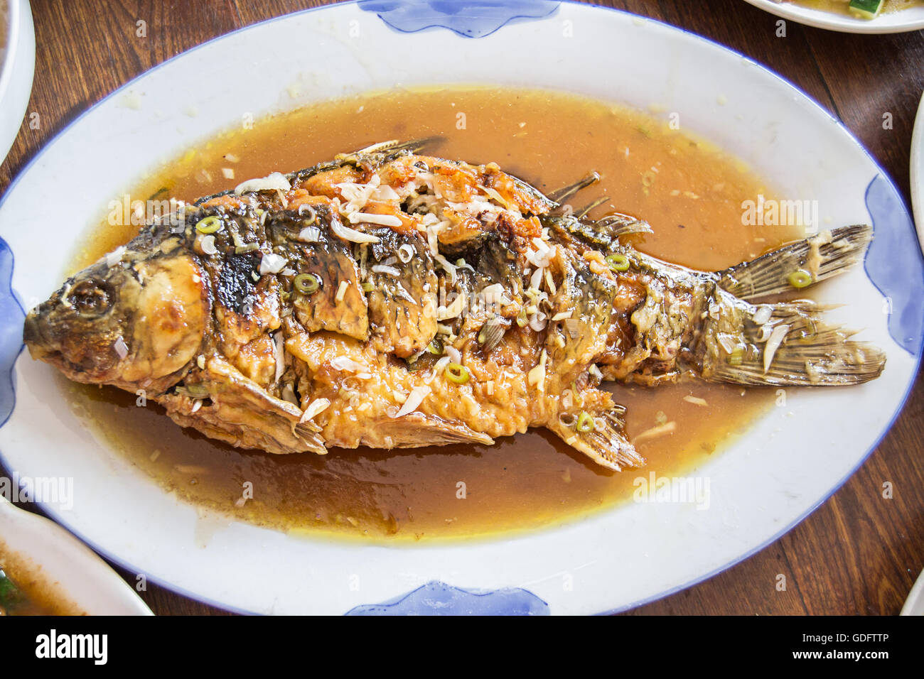 Saurer fisch -Fotos und -Bildmaterial in hoher Auflösung – Alamy