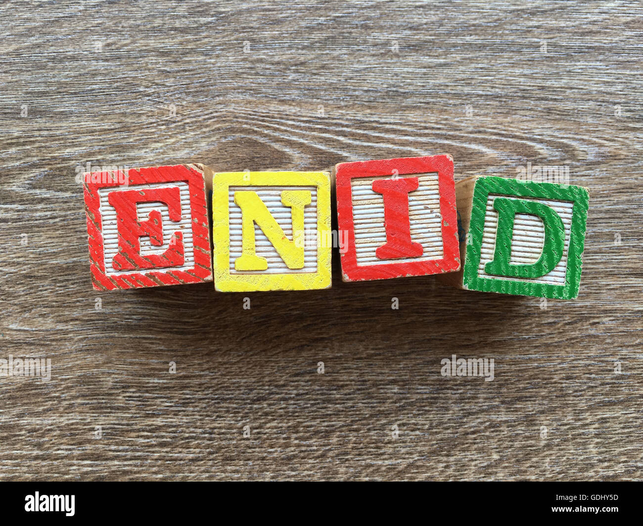 Name written wood block letter -Fotos und -Bildmaterial in hoher ...