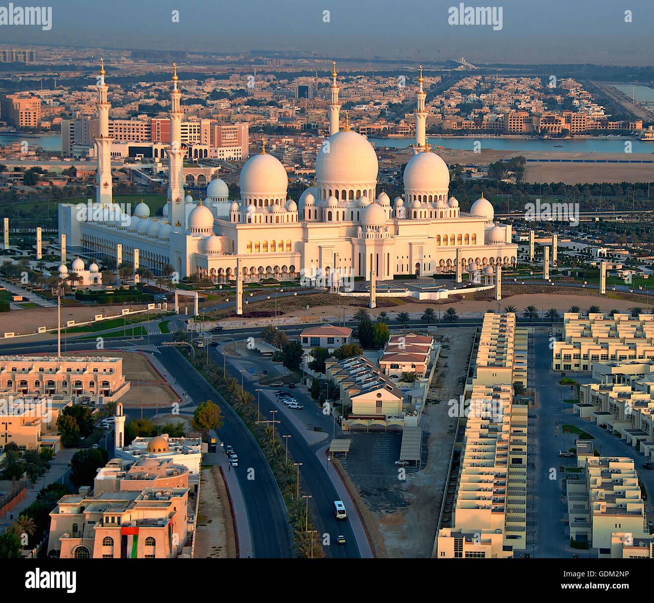 Sheikh Zayed Grand Mosque in Abu Dhabi Luftbild Stockfotografie - Alamy