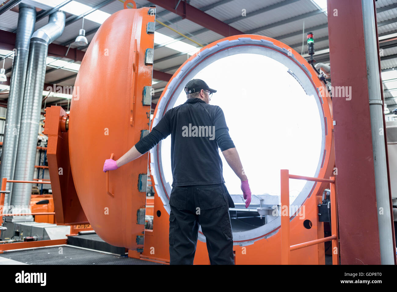 Autoklav oder kocher -Fotos und -Bildmaterial in hoher Auflösung – Alamy