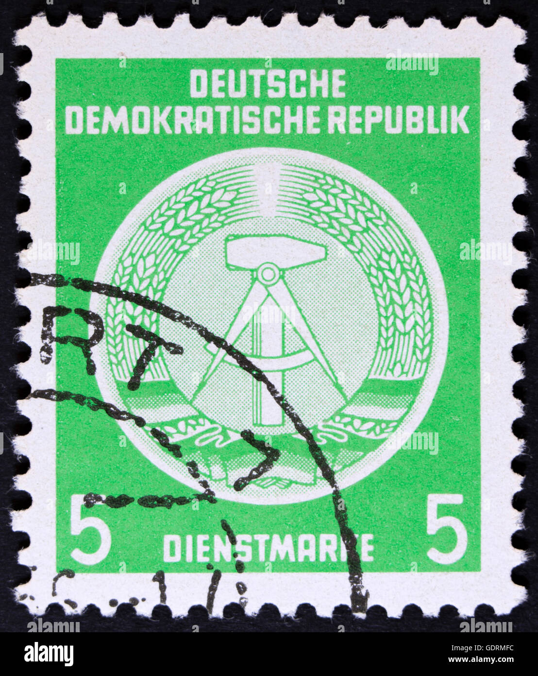 DDR - ca. 1952: A Briefmarke gedruckt in DDR (Deutsche Demokratische ...