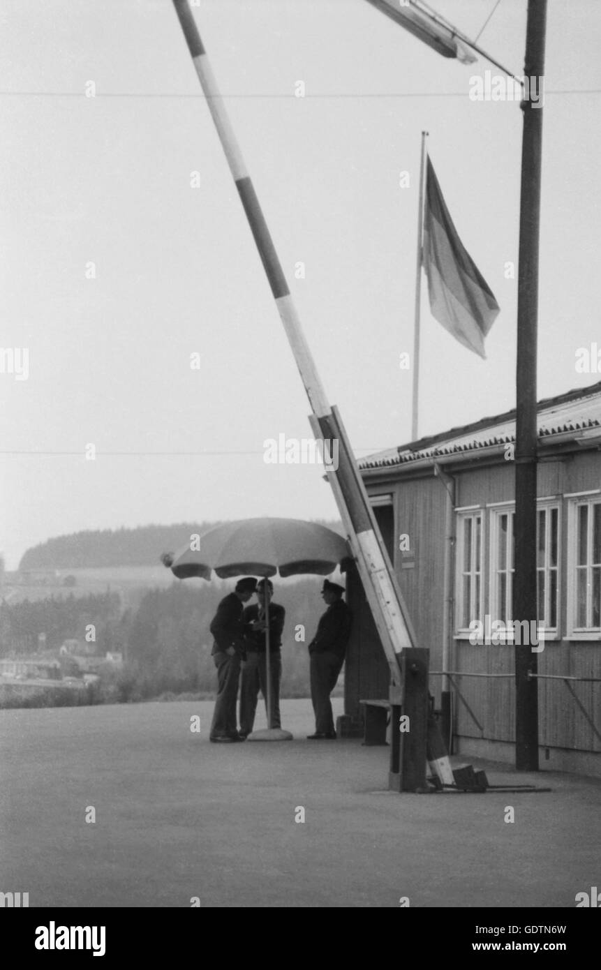 Zonal border -Fotos und -Bildmaterial in hoher Auflösung – Alamy