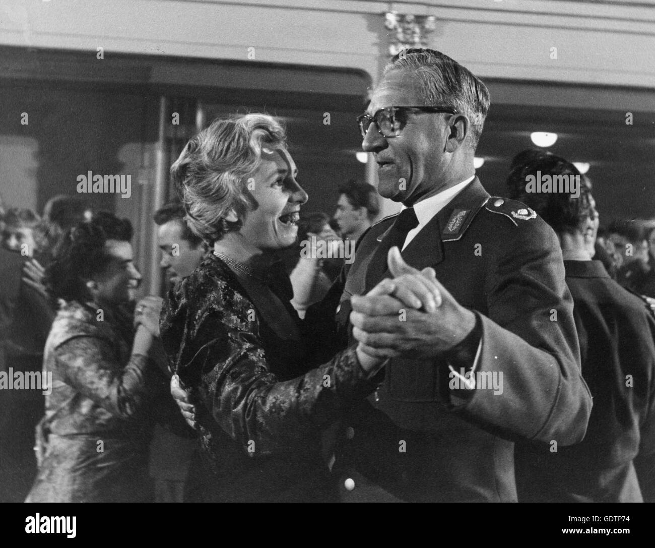 Bundeswehr Officer Stockfotos & Bundeswehr Officer Bilder - Alamy