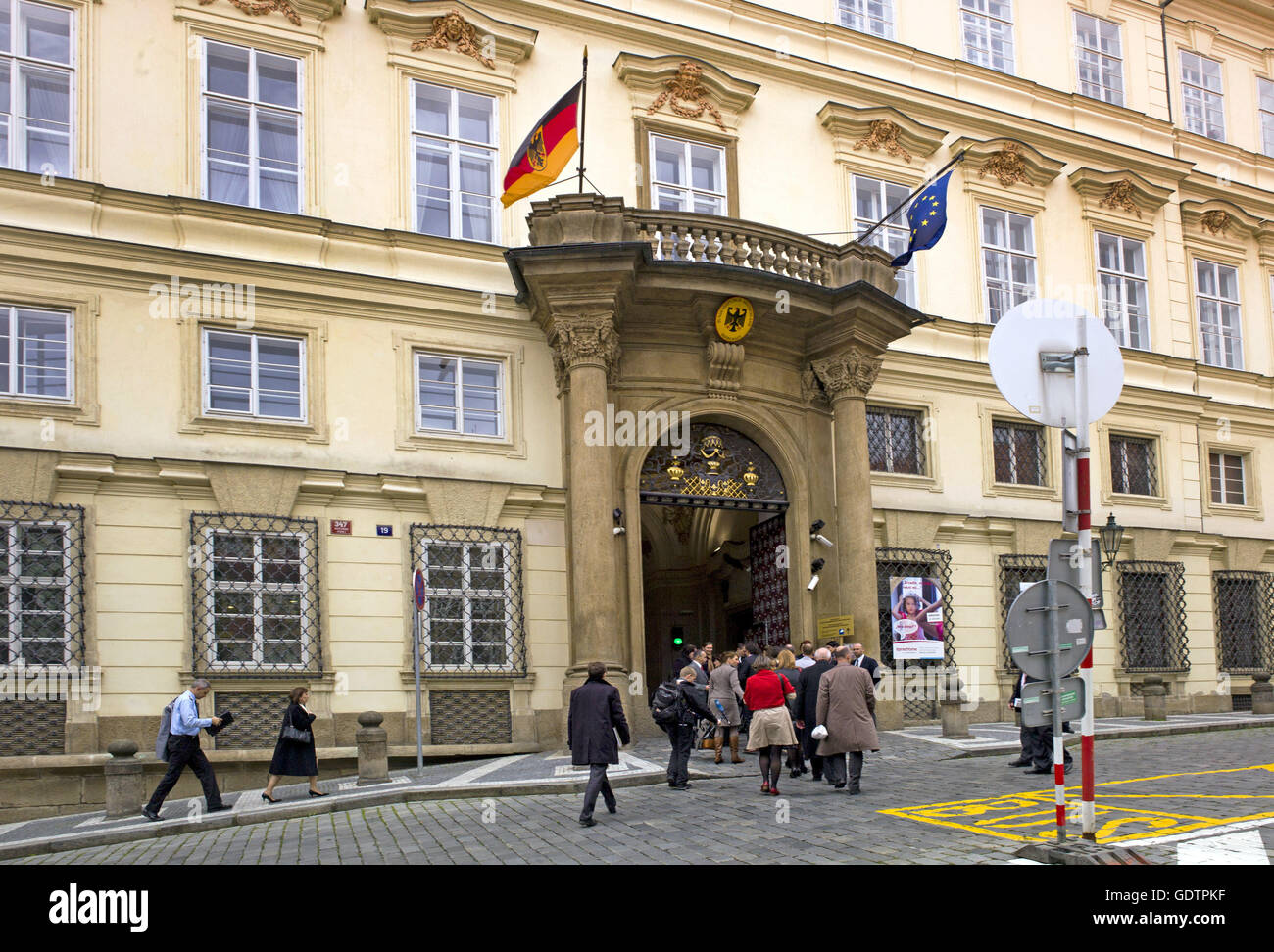 The embassy -Fotos und -Bildmaterial in hoher Auflösung – Alamy
