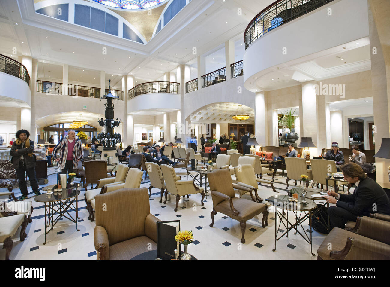 Hotel adlon adlon -Fotos und -Bildmaterial in hoher Auflösung – Alamy