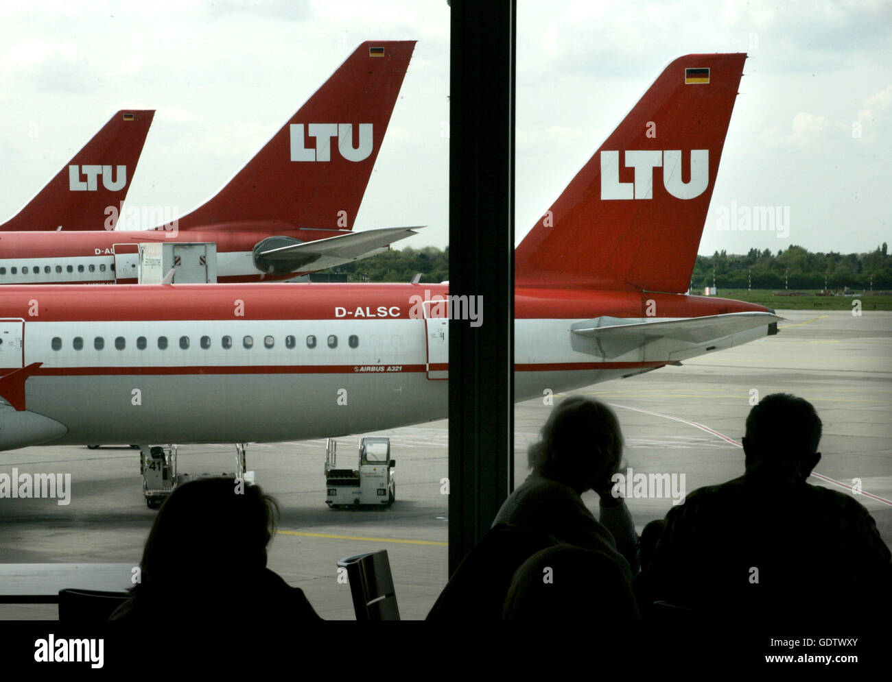 Ltu aircraft -Fotos und -Bildmaterial in hoher Auflösung – Alamy
