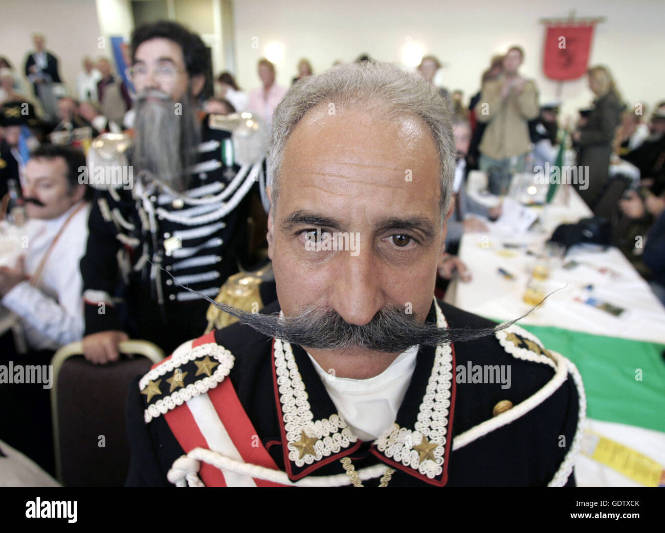 Whiskers beard -Fotos und -Bildmaterial in hoher Auflösung – Alamy
